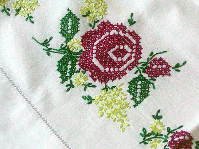 PR Red Rose Cross Stitch Vintage Pillowcases – Gypsy Rosalie's Trousseau